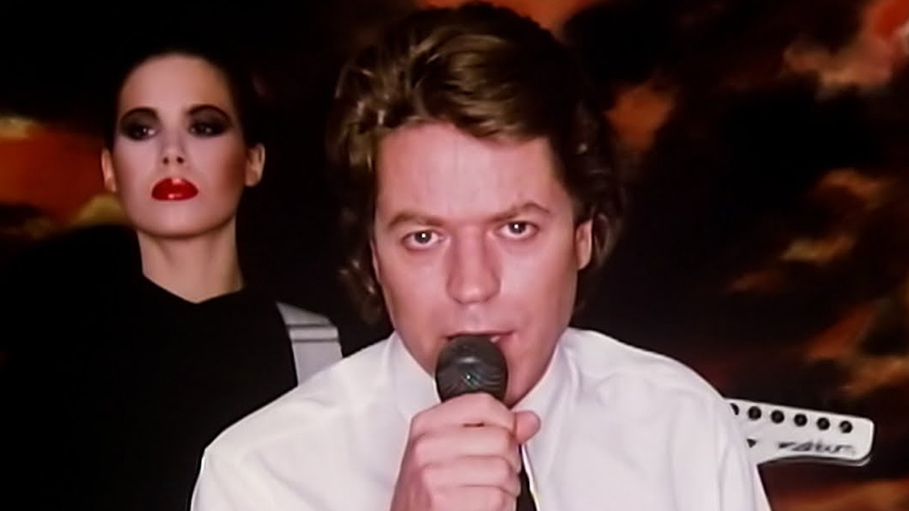 Addicted to Love - Robert Palmer Addicted to Love - Robert Palmer